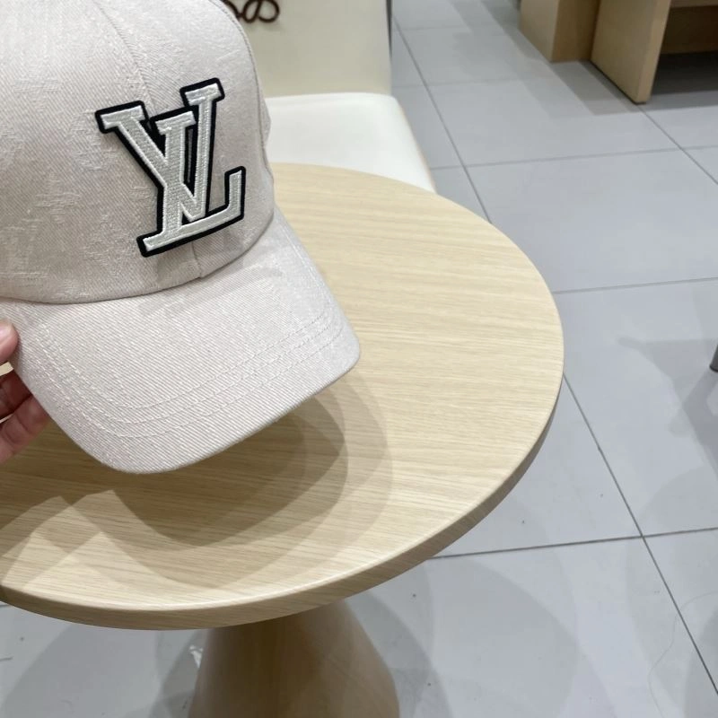 Mirror quality Louis Vuitton Caps