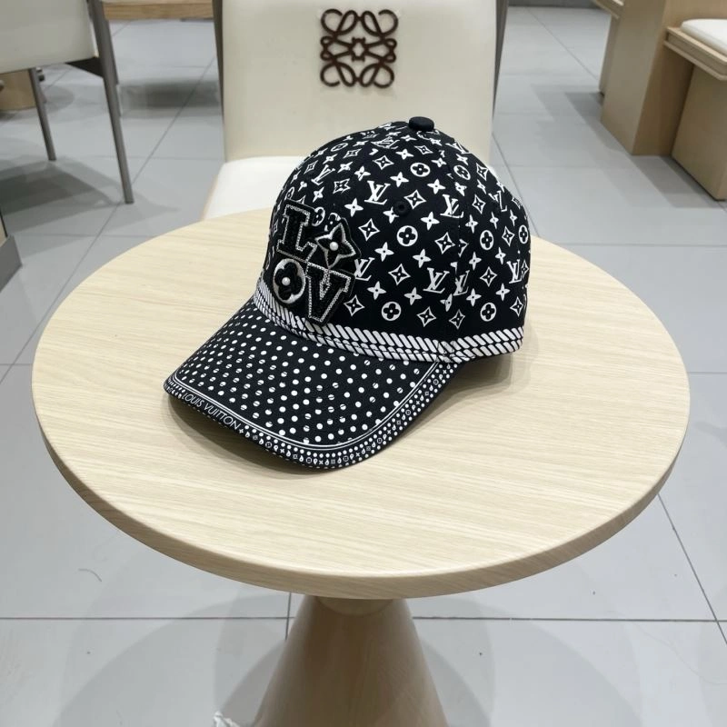Low-cost Louis Vuitton Caps