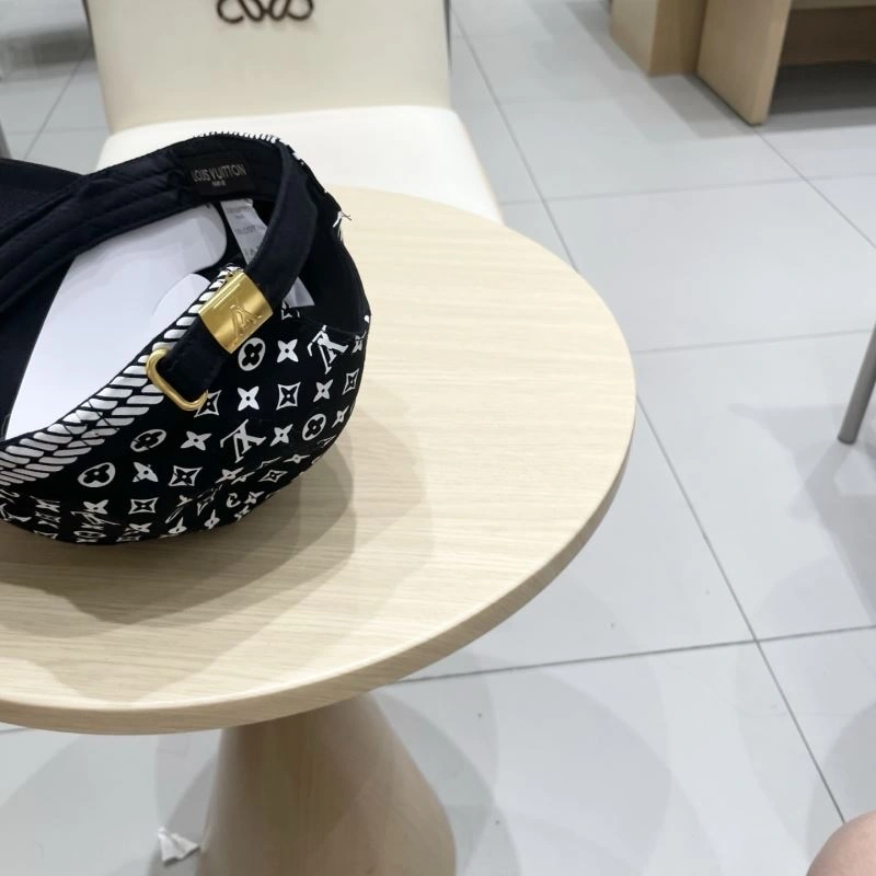 Low-cost Louis Vuitton Caps