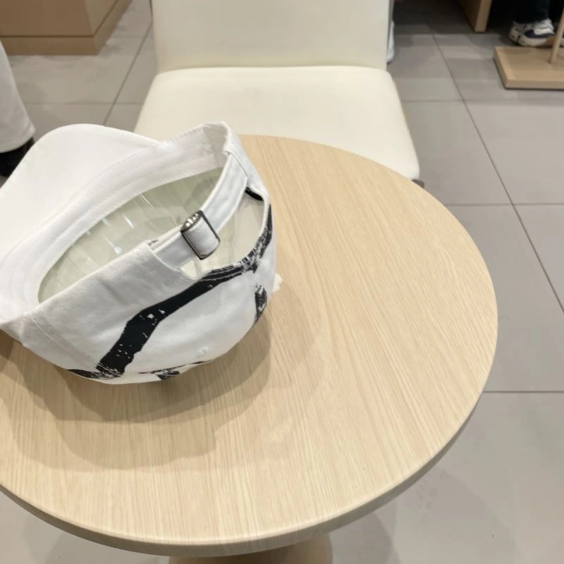 OEM Louis Vuitton Caps