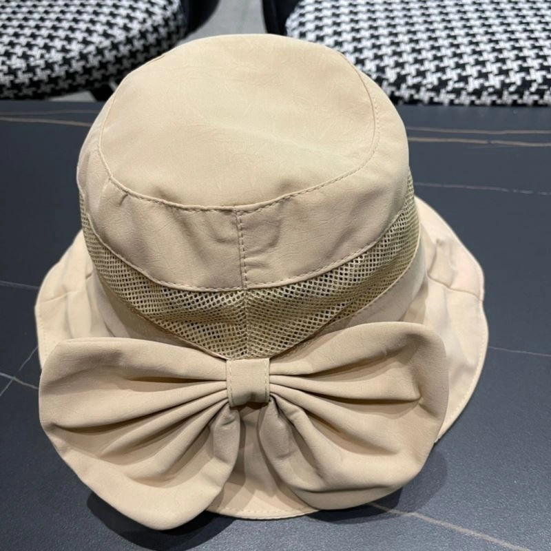 Exact replica Louis Vuitton Caps