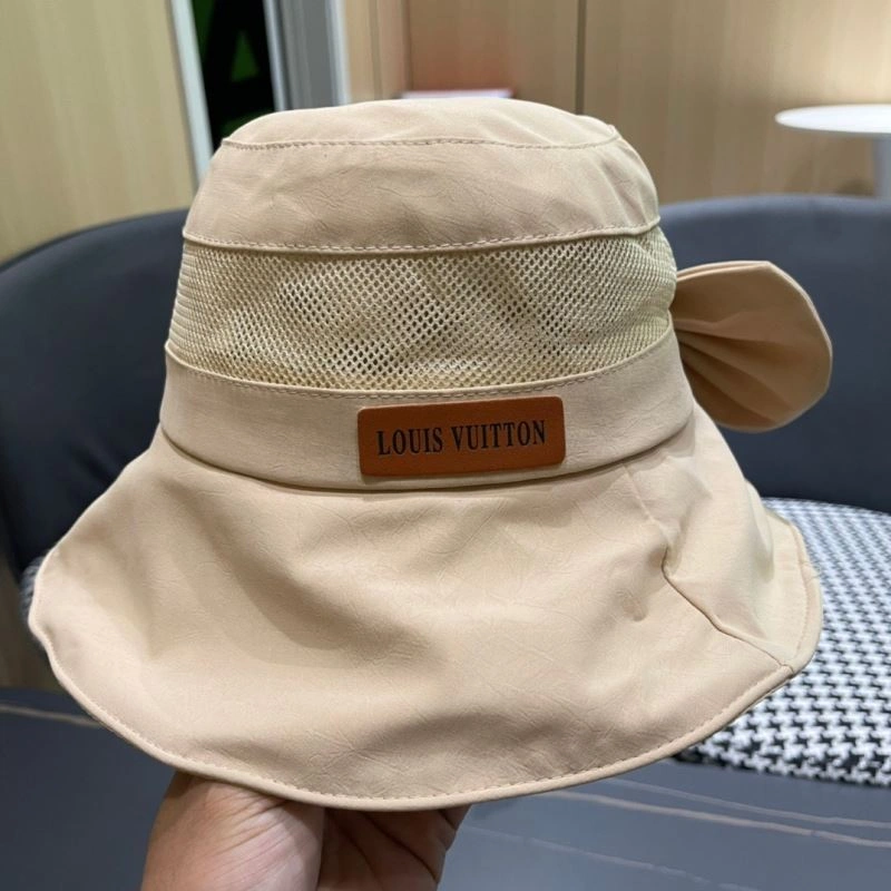 Exact replica Louis Vuitton Caps
