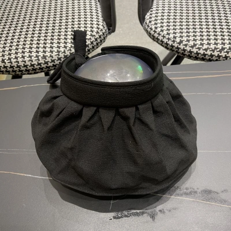 Exact replica Louis Vuitton Caps
