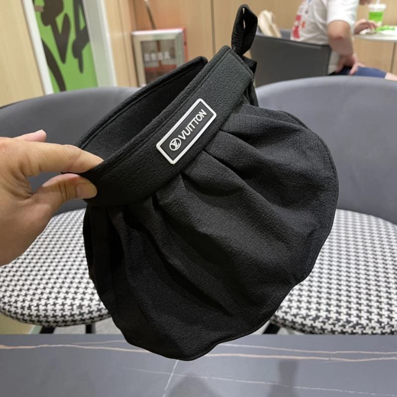Exact replica Louis Vuitton Caps