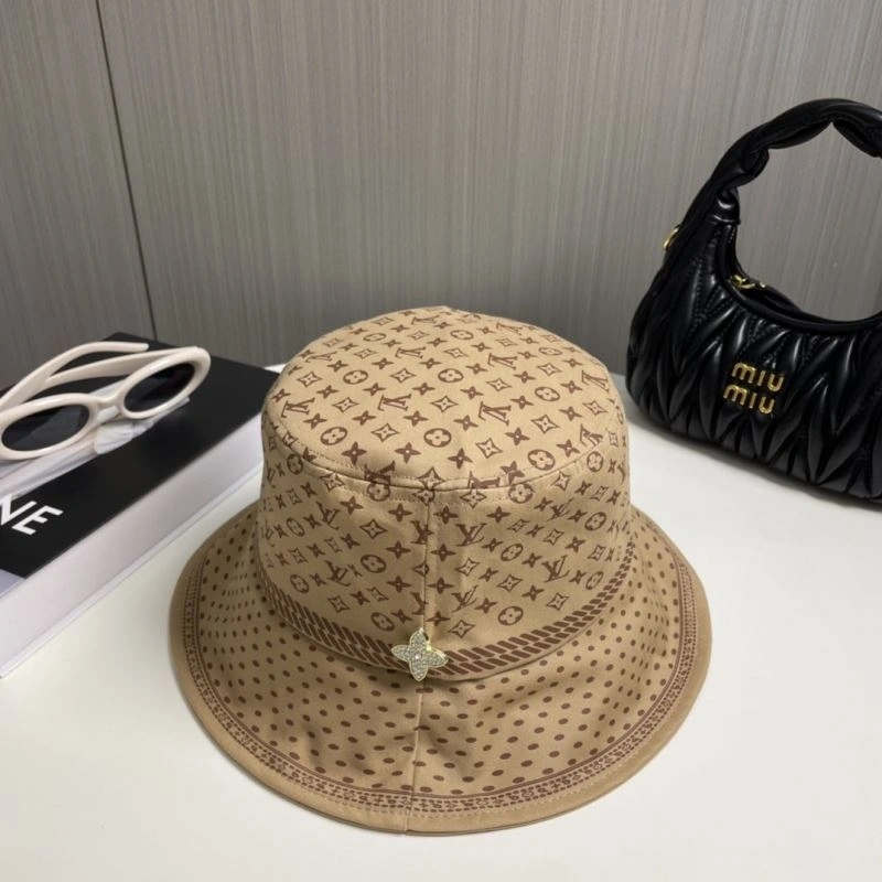 Exact replica Louis Vuitton Caps