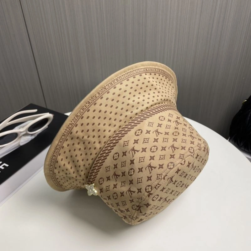 Exact replica Louis Vuitton Caps