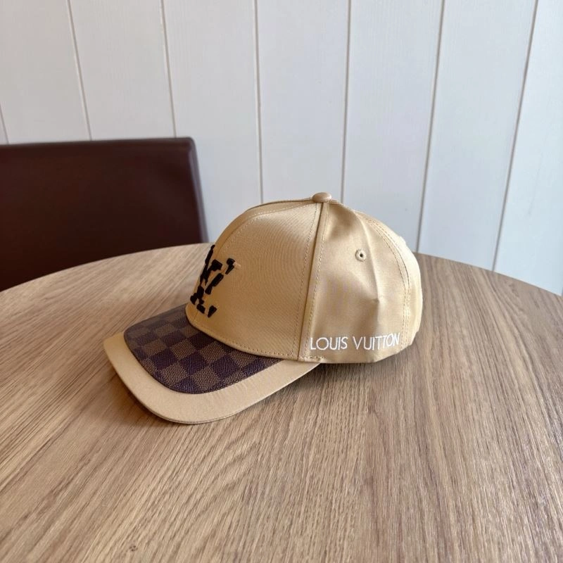 Exact replica Louis Vuitton Caps