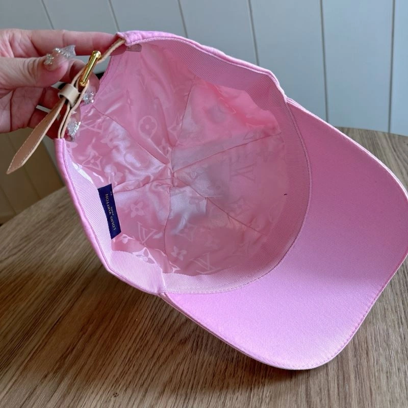 Accurate model Louis Vuitton Caps
