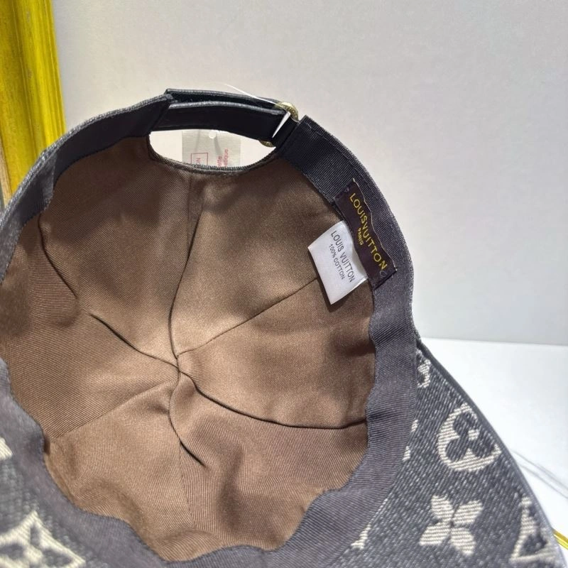 Low-cost Louis Vuitton Caps