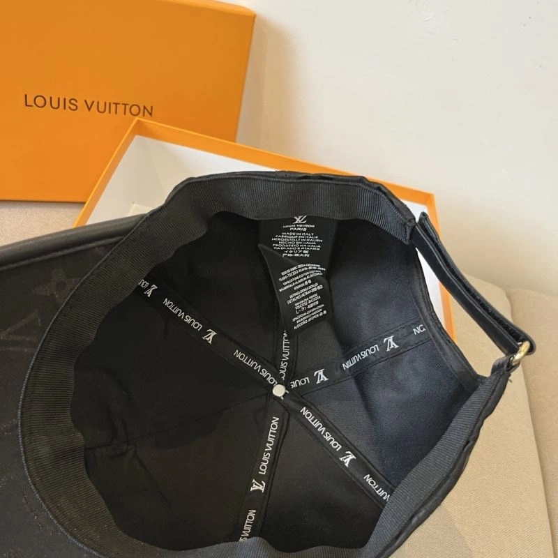 Top mirror Louis Vuitton Caps