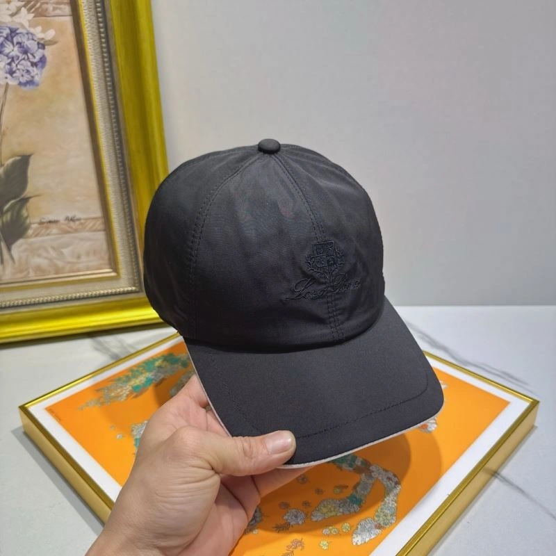 Exact replica Louis Vuitton Caps