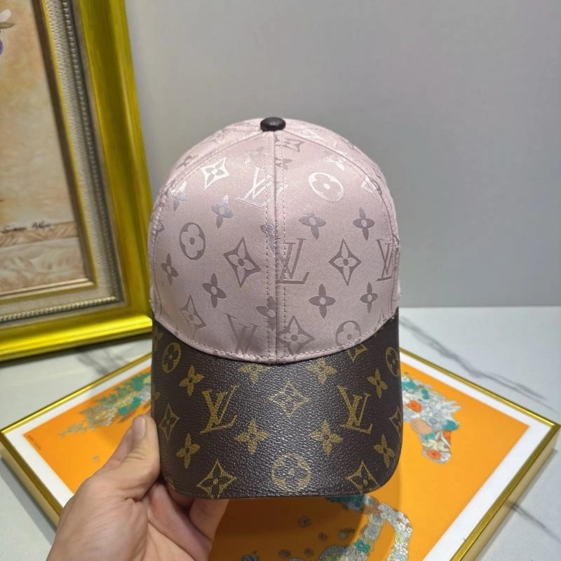 Exact replica Louis Vuitton Caps