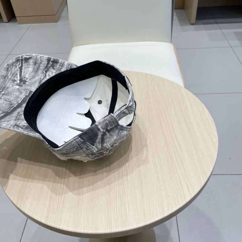 OEM Louis Vuitton Caps
