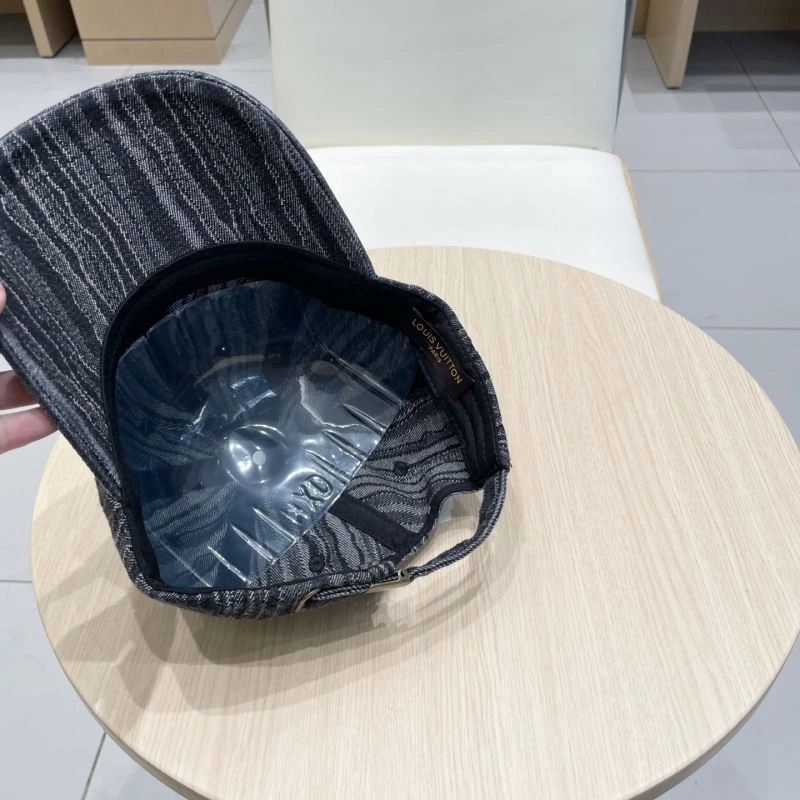 Perfect replica Louis Vuitton Caps