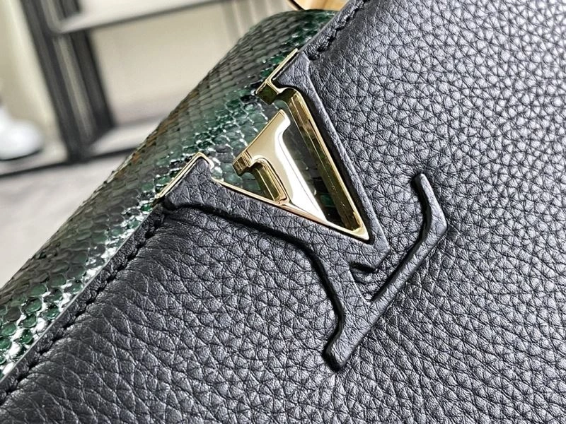 Brand-original Louis Vuitton Capucines BB Bags