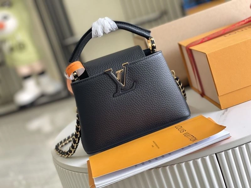 Mirror quality Louis Vuitton Capucines BB Bags