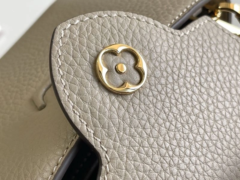 Mirror quality Louis Vuitton Capucines BB Bags