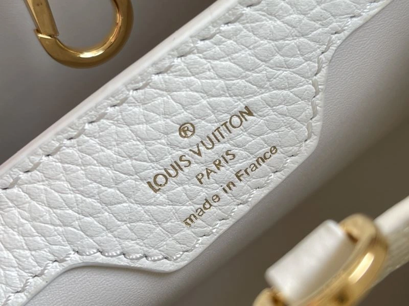 Real Louis Vuitton Capucines BB Bags