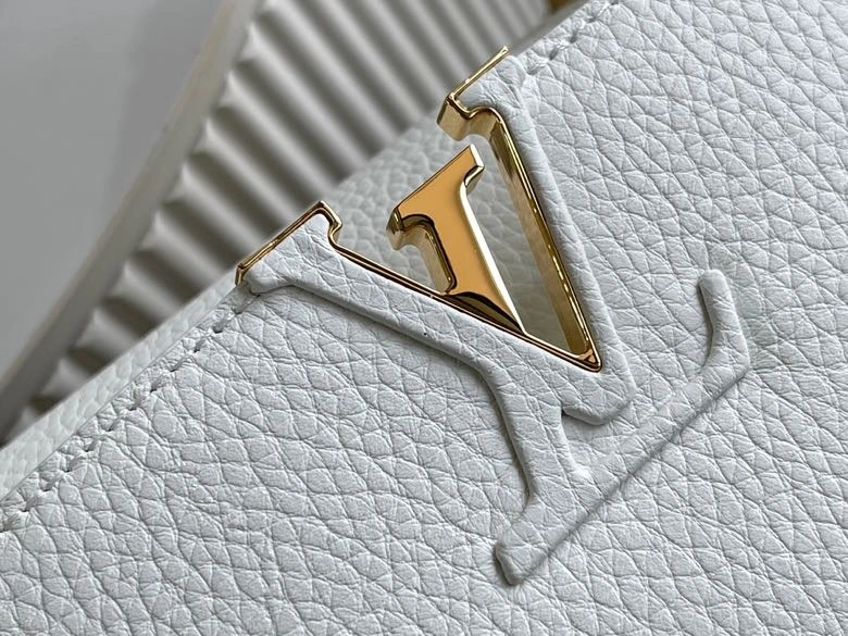 Discounted Louis Vuitton Capucines BB Bags
