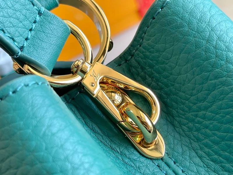 Bargain Louis Vuitton Capucines BB Bags