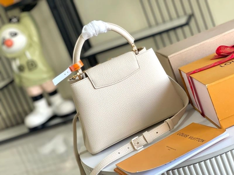 Precise copy Louis Vuitton Capucines BB Bags