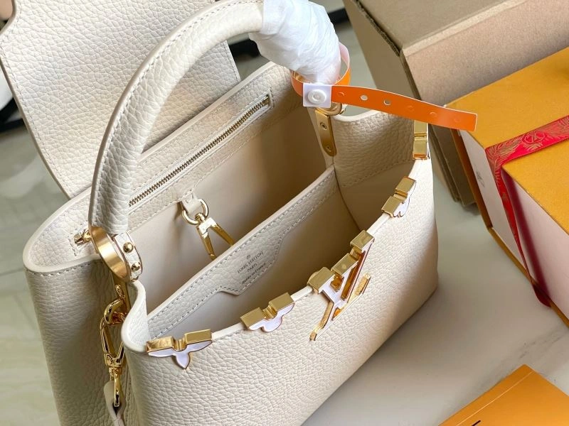 Precise copy Louis Vuitton Capucines BB Bags