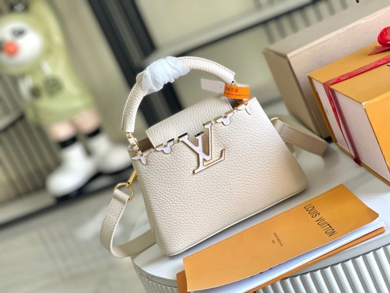 Reasonably priced Louis Vuitton Capucines BB Bags