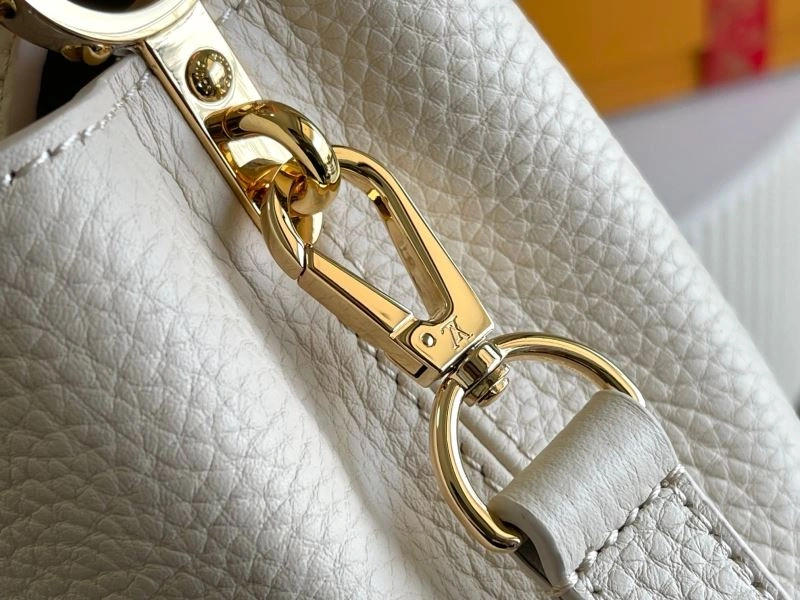 Reasonably priced Louis Vuitton Capucines BB Bags