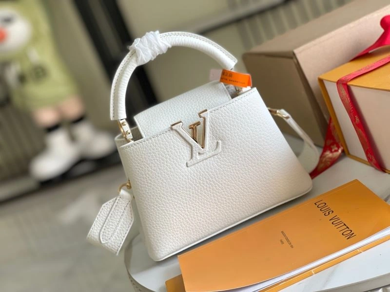 Real Louis Vuitton Capucines BB Bags
