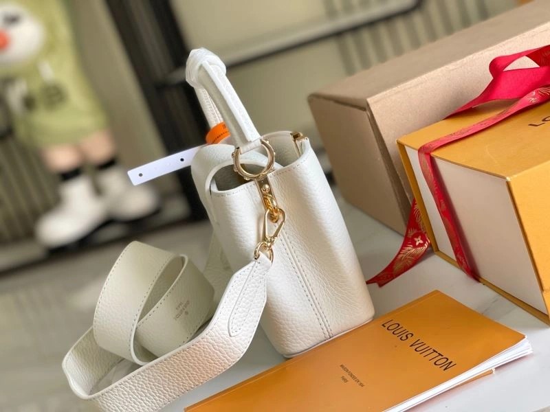 Real Louis Vuitton Capucines BB Bags