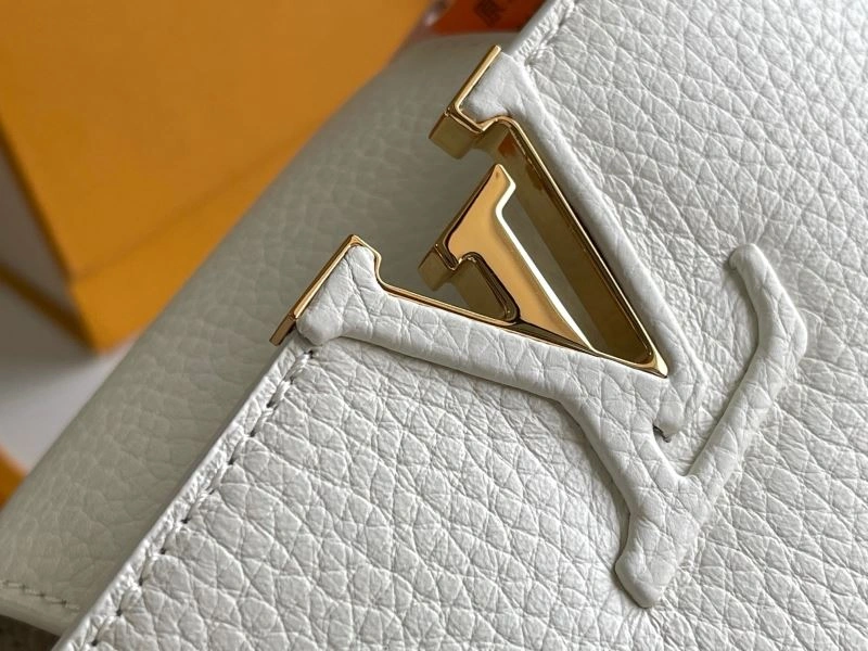 Real Louis Vuitton Capucines BB Bags