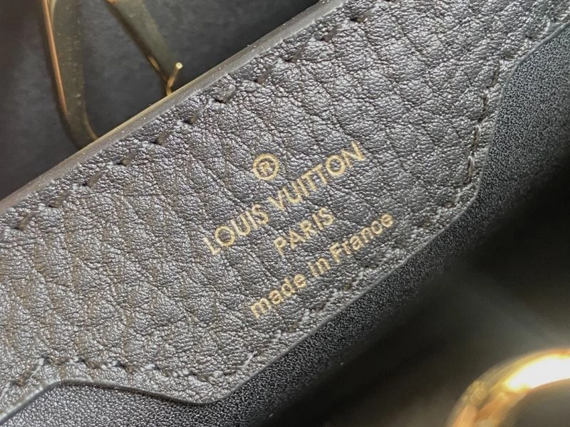 Exact replica Louis Vuitton Capucines BB Bags