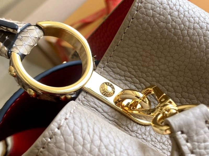 Exact replica Louis Vuitton Capucines BB Bags