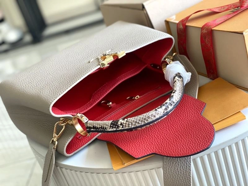 Exact replica Louis Vuitton Capucines BB Bags
