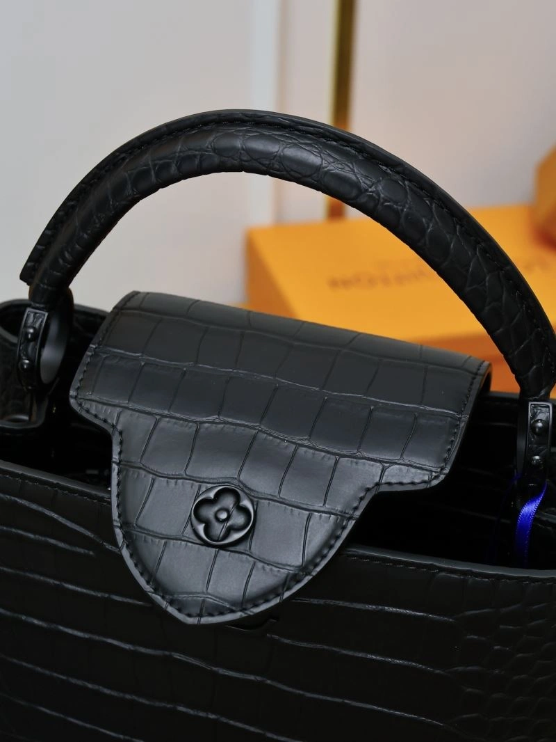 Bargain Louis Vuitton Capucines BB Bags