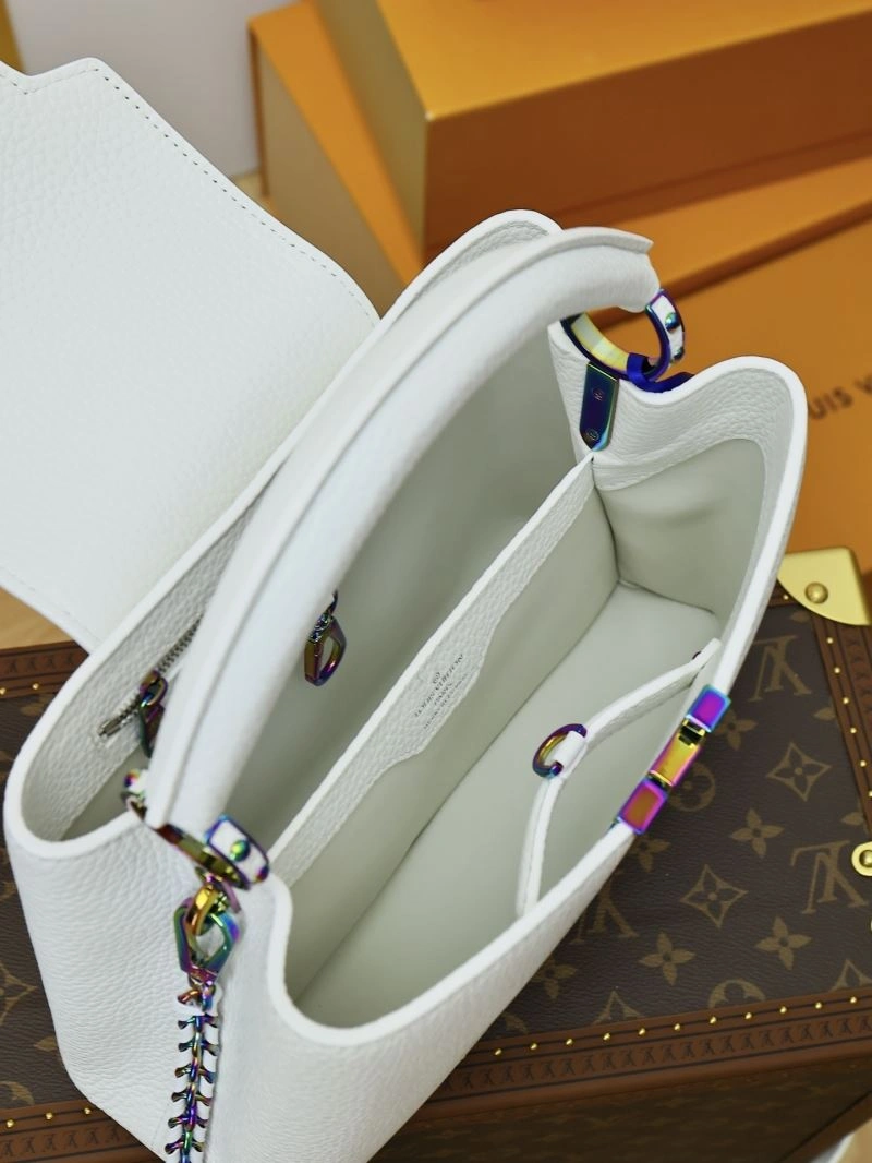 Mirror quality Louis Vuitton Capucines BB Bags