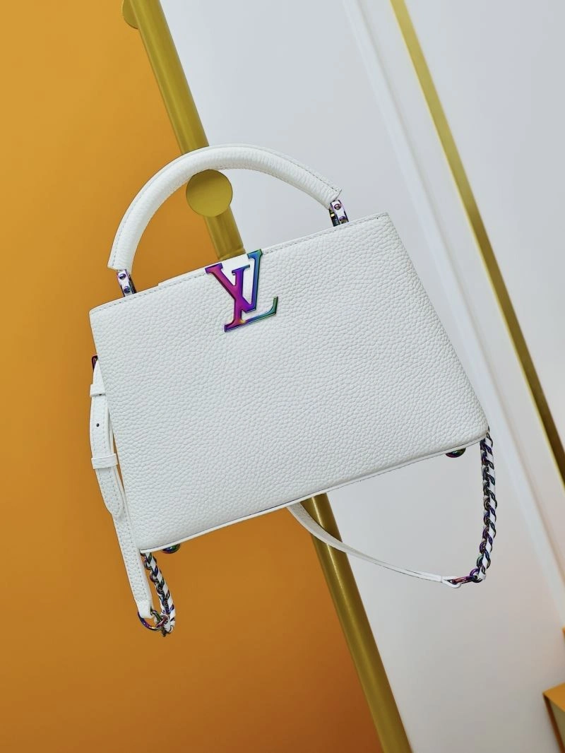 Mirror quality Louis Vuitton Capucines BB Bags