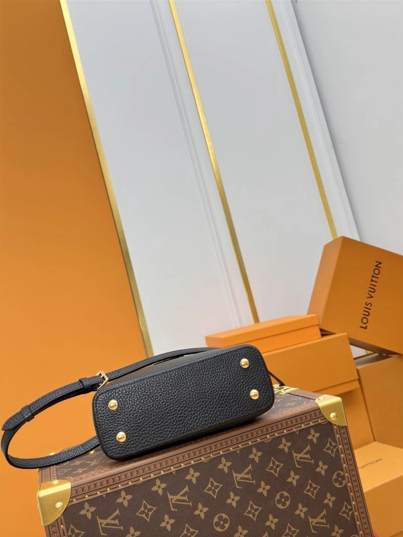 Top match Louis Vuitton Capucines BB Bags