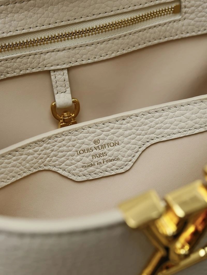 Cut-rate Louis Vuitton Capucines BB Bags