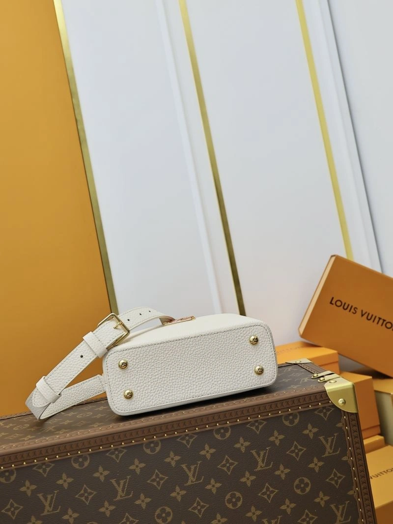 Exact replica Louis Vuitton Capucines BB Bags