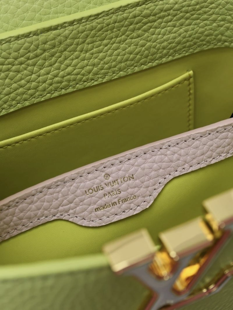 Accurate model Louis Vuitton Capucines BB Bags