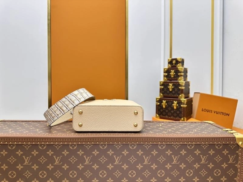 Factory-made Louis Vuitton Capucines BB Bags