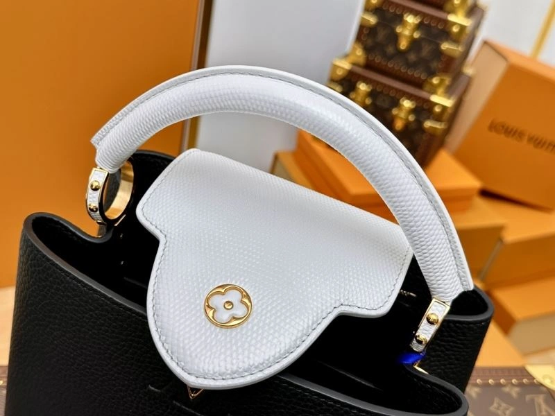 Brand-original Louis Vuitton Capucines BB Bags