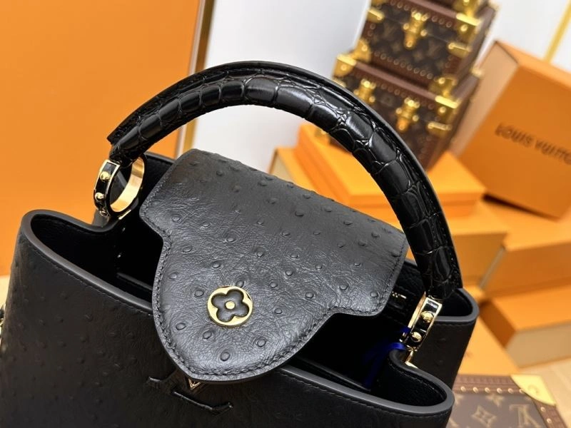 Real Louis Vuitton Capucines BB Bags