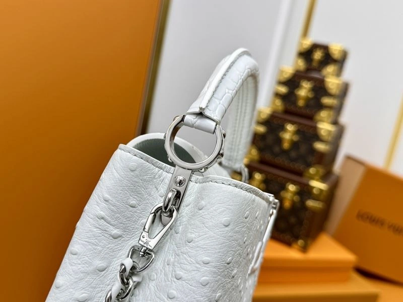 Bargain Louis Vuitton Capucines BB Bags