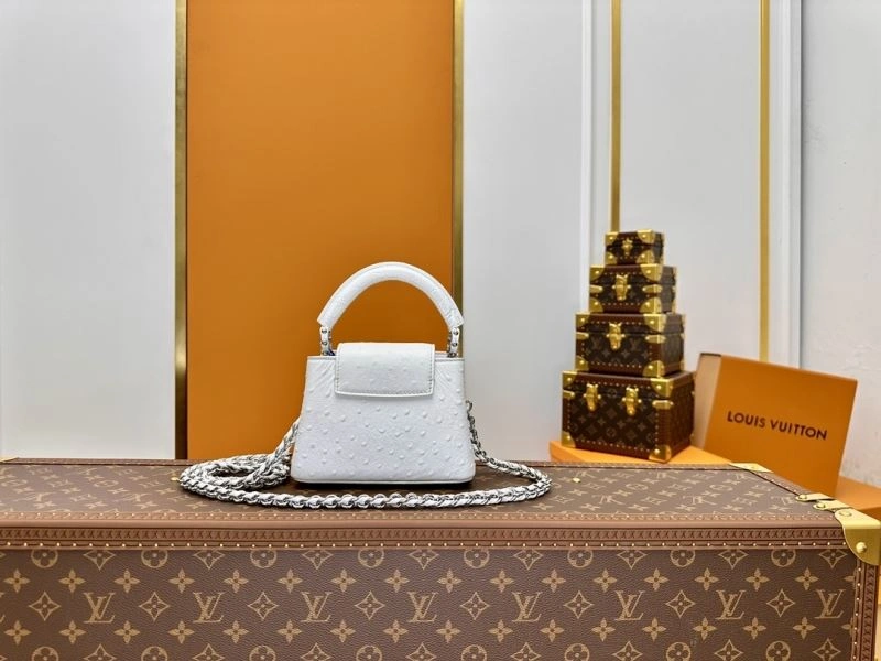 Real Louis Vuitton Capucines BB Bags