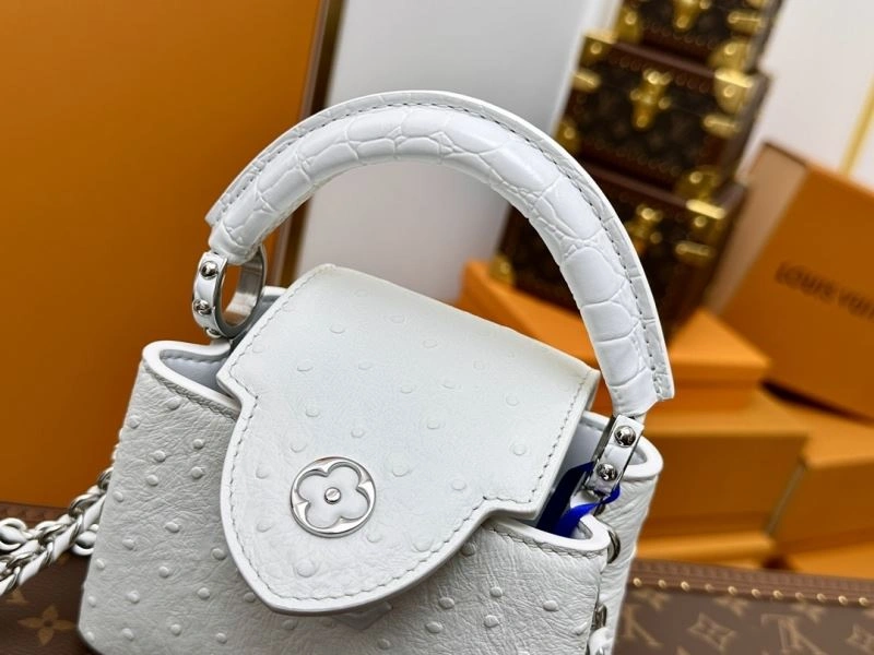 Real Louis Vuitton Capucines BB Bags