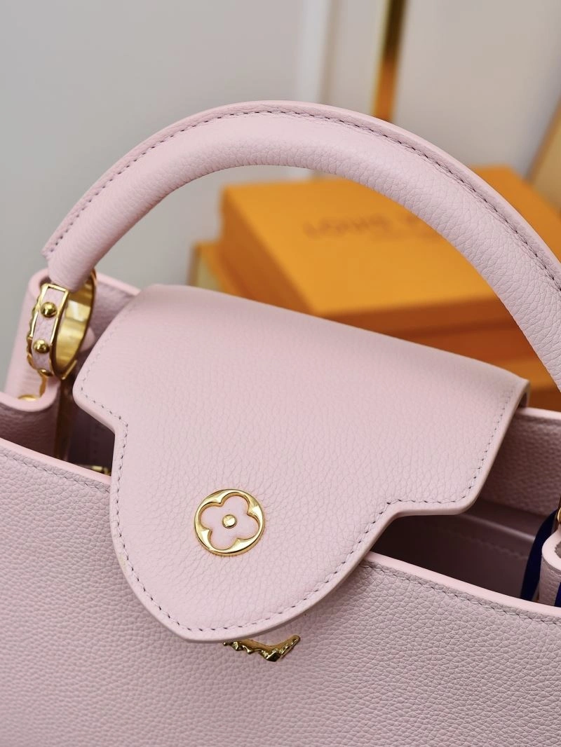 Accurate model Louis Vuitton Capucines BB Bags