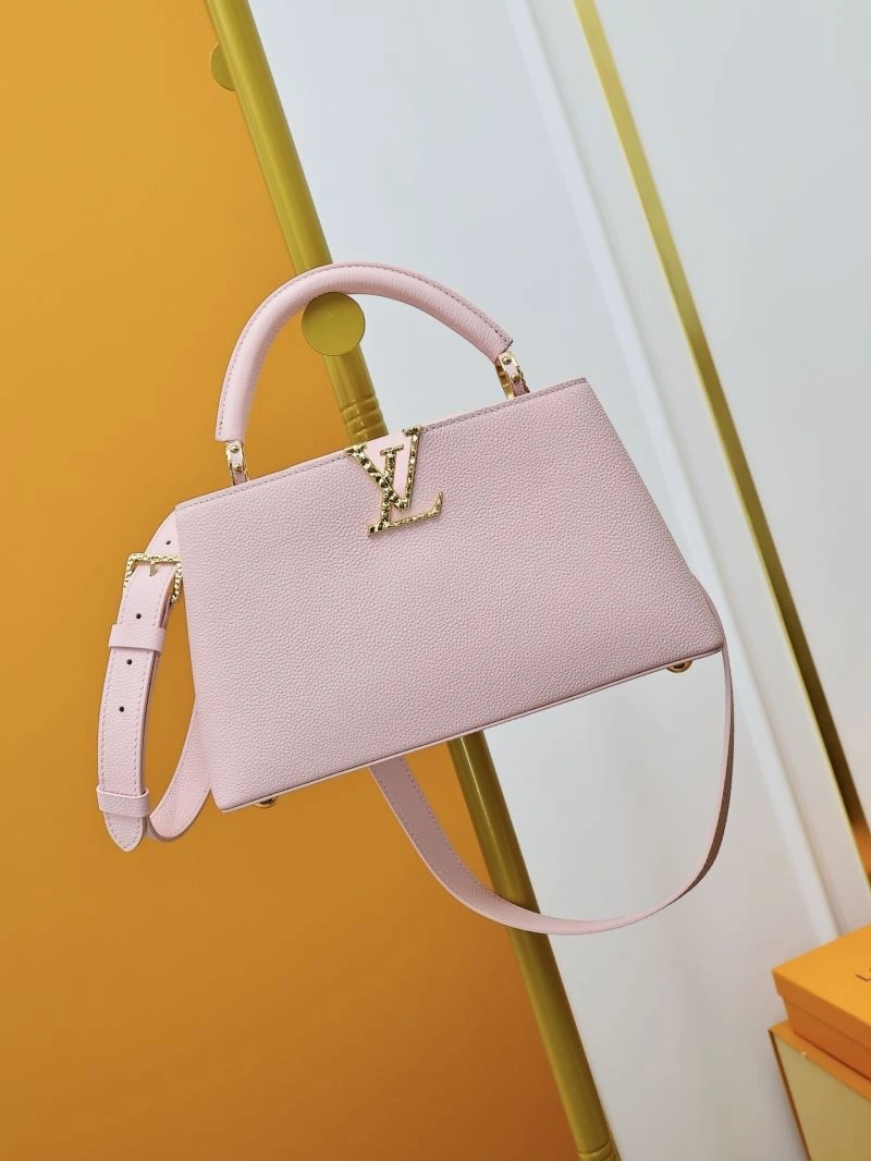 Accurate model Louis Vuitton Capucines BB Bags