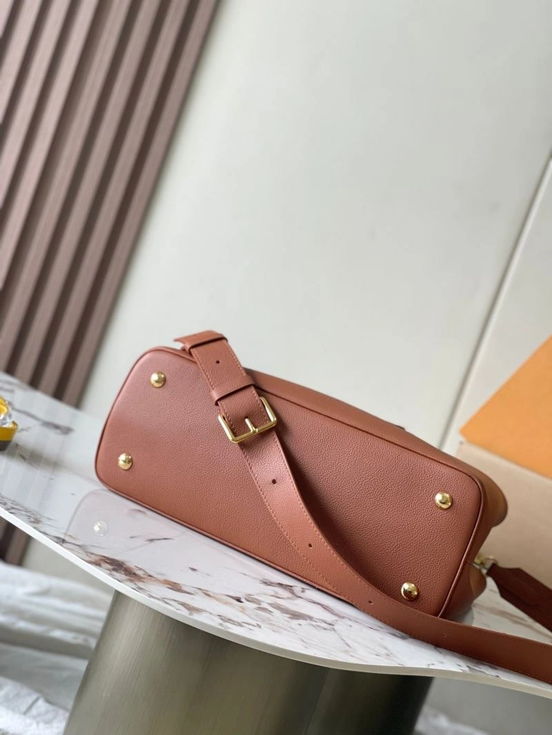 Mirror quality Louis Vuitton Capucines BB Bags